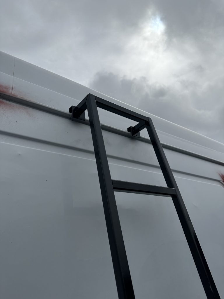 Side Ladder | Rear Side Ladder | Front Side Ladder for 2001-2006 T1N ...