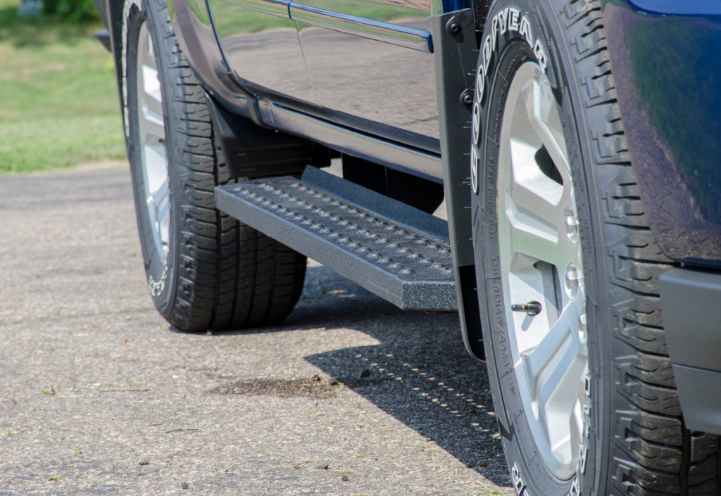 T1N Running Boards 2pc Set for 2001-2006 Sprinter Van - T1NParts.com