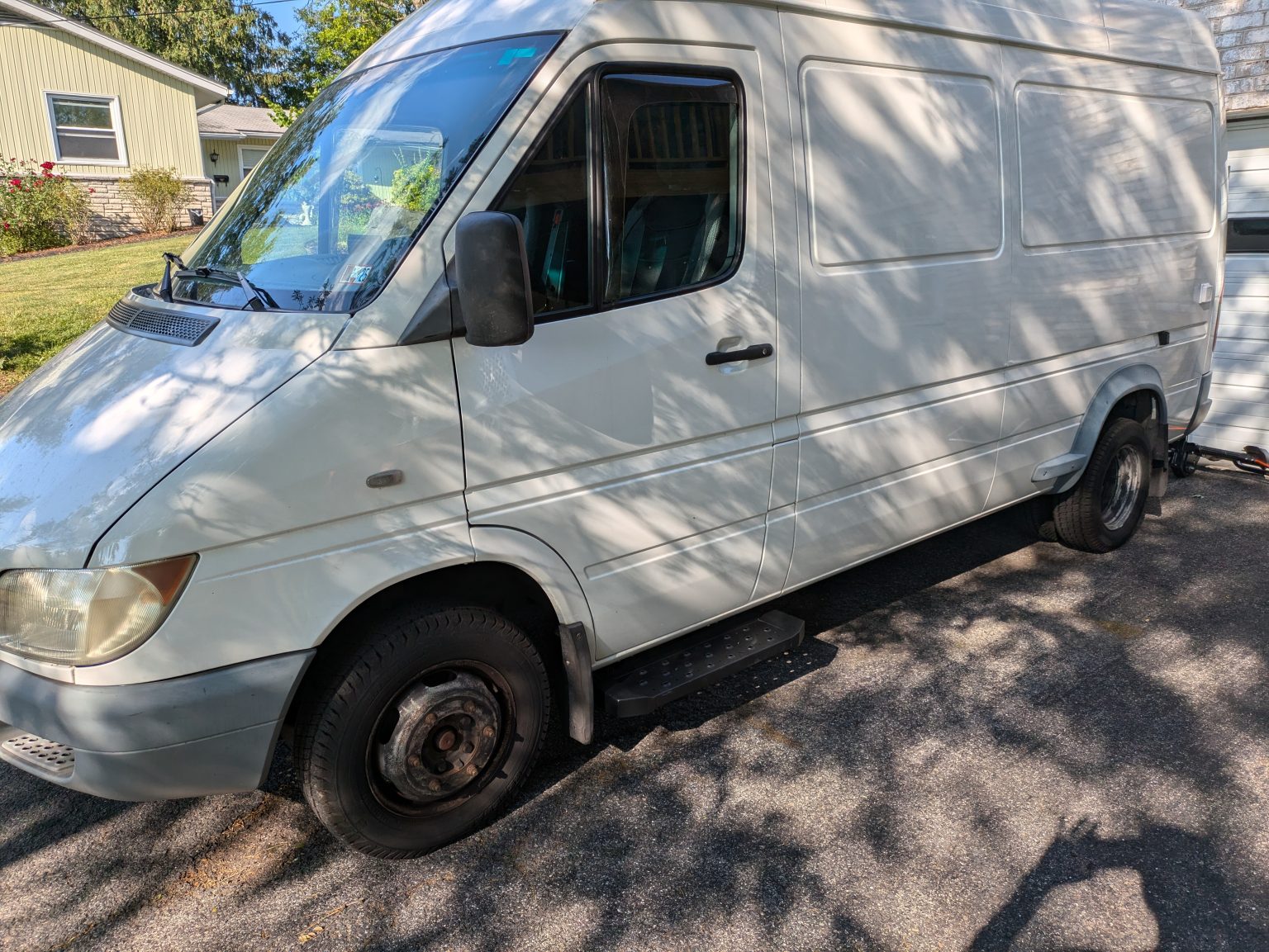 T1N Running Boards 2pc Set for 2001-2006 Sprinter Van - T1NParts.com