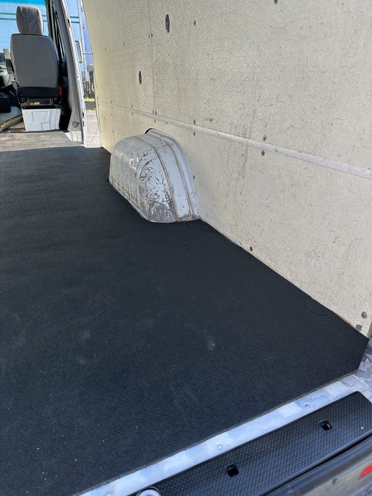 T1N VanTred Custom Rubber Floor Mat for 2001-2006 Sprinter Cargo Vans ...