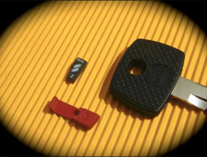 Replacement Key with Transponder chip for T1N 2001-2006 Dodge Sprinter ...