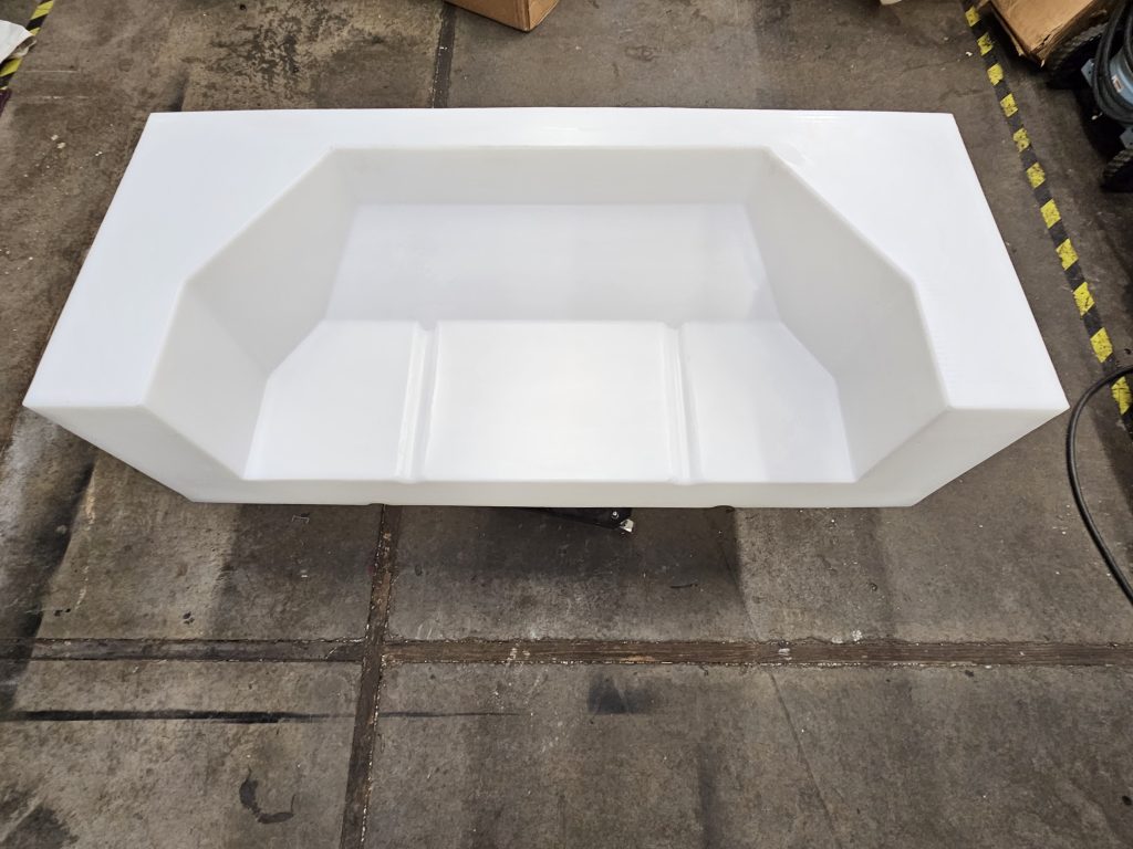 T1N 2002-2006 Sprinter Van 2500 / 3500 Wheel Well Water Tank 28 Gallon ...