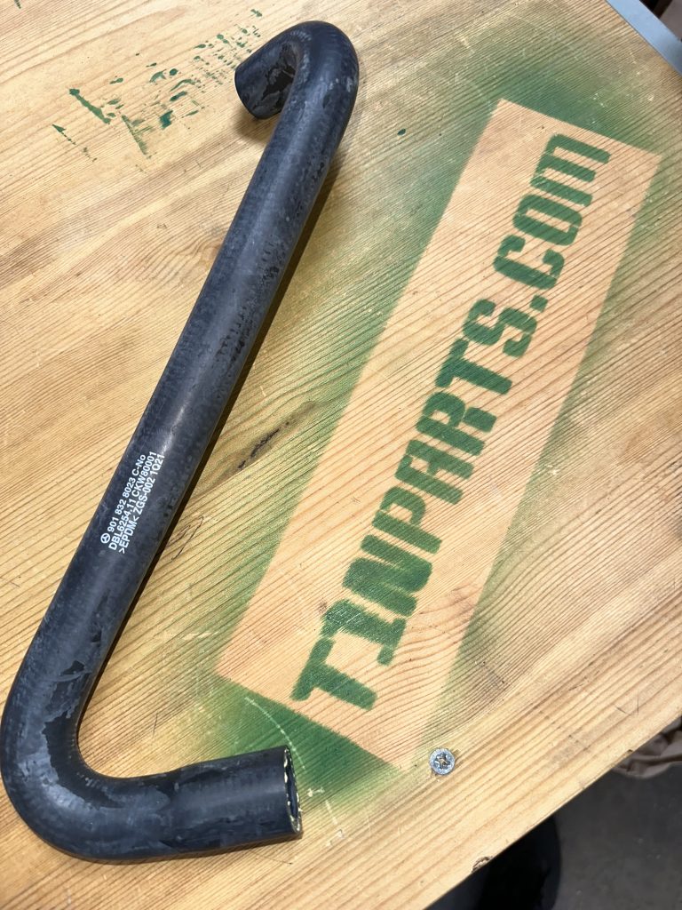 T1N 2002-2003 | 2004 | 2005-2006 Sprinter Van EGR Coolant Hose ...